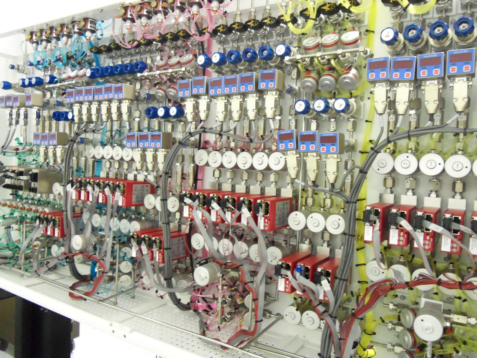 Broadway Engineering | Refurbished Applied Materials, Inc.